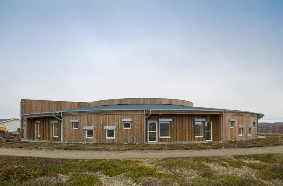 13 designs distincts de bardages verticaux en bois | Kebony Global