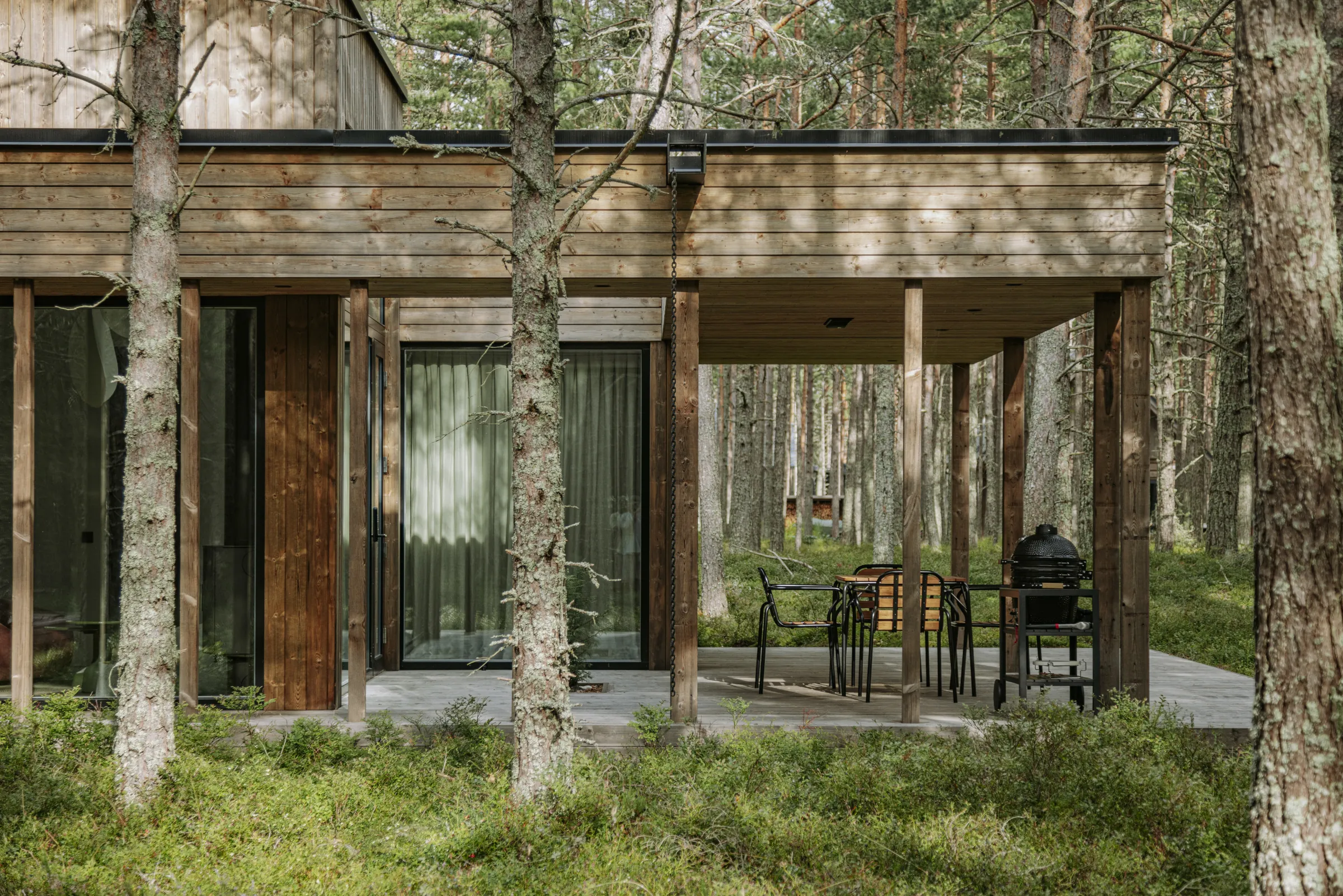 Kebony wood, a natural link between the Dirhami Nature Resort and its ...